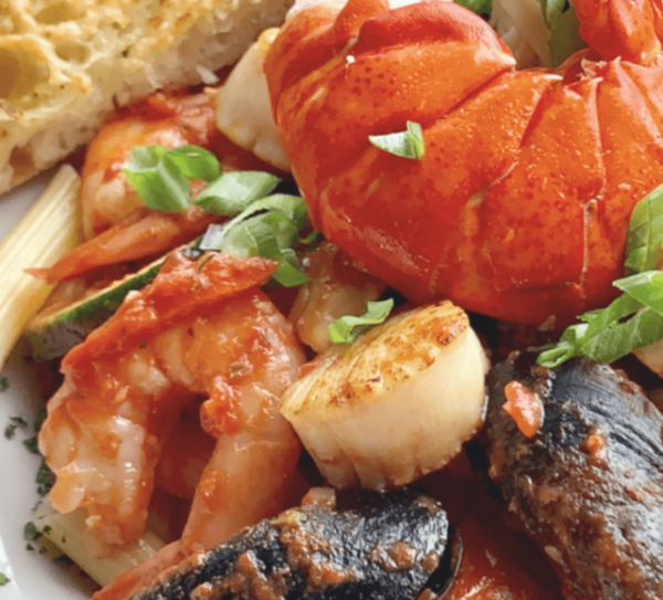 Waterfront Restaurant in Dennis - Cape Cod Restaurants | The Lighthouse Inn