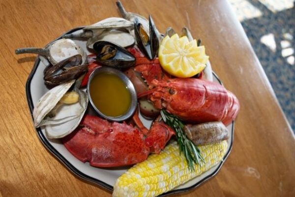 Try an Authentic and Delicious New England Clambake | The Lighthouse Inn